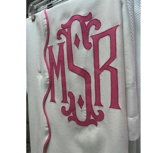 Matouk La Scallop Bedding Collection